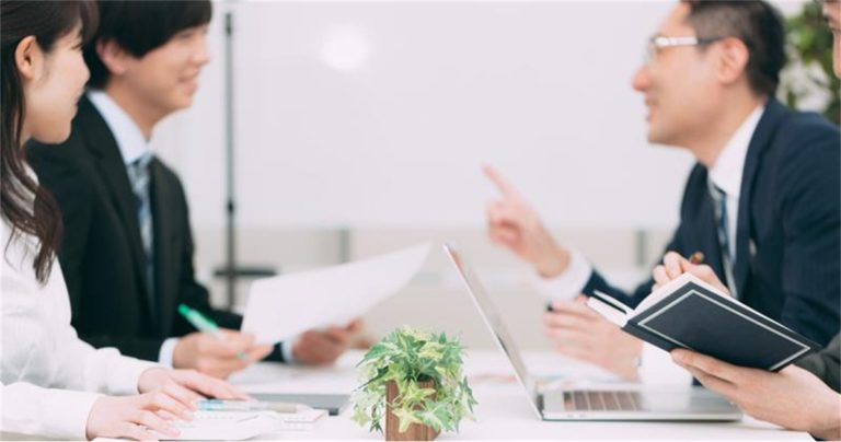 ネイティブに聞いた 「same」「equal」 「equivalent」の違い「同じ、等しい」を表す単語を徹底解説 | BizChem