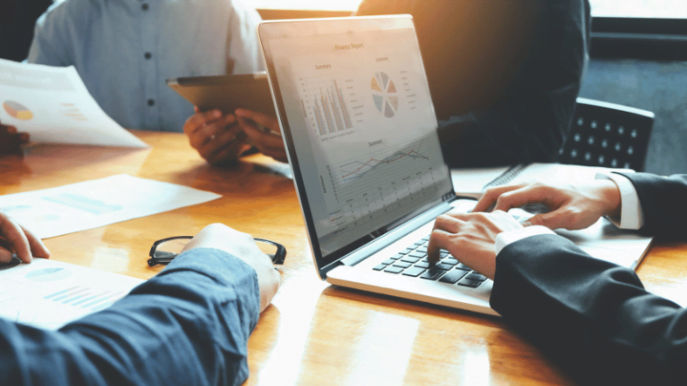 ネイティブに聞いた 「same」「equal」 「equivalent」の違い「同じ、等しい」を表す単語を徹底解説 | BizChem